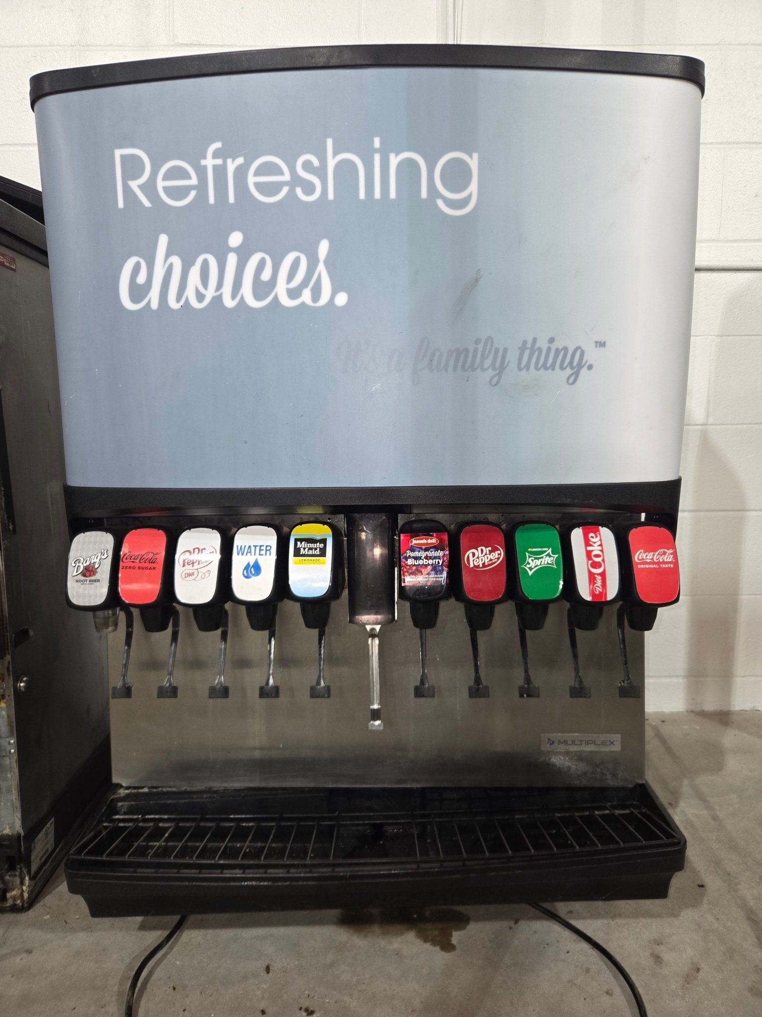 Used Servend SV-250 10 Valve Ice/Beverage Soda Dispenser with Ice Stor ...